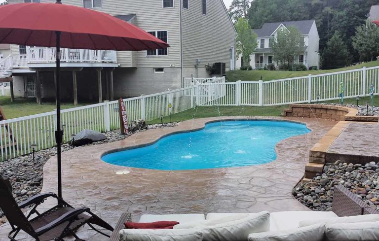 Bay Isle - Latham Pool