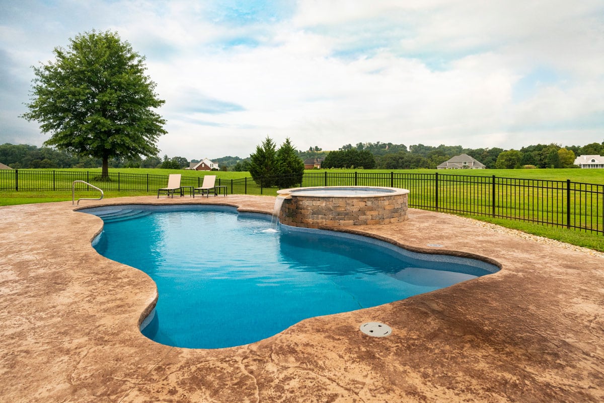Genesis 16' x 40' 2" Model Pool | Latham Pool