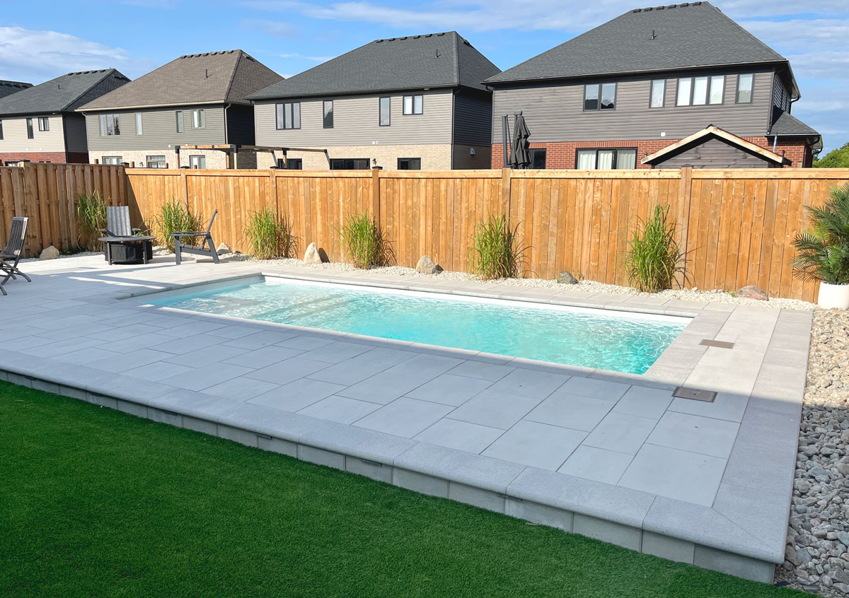 12' x 25' Corinthian 12 Model Pool | Latham Pool