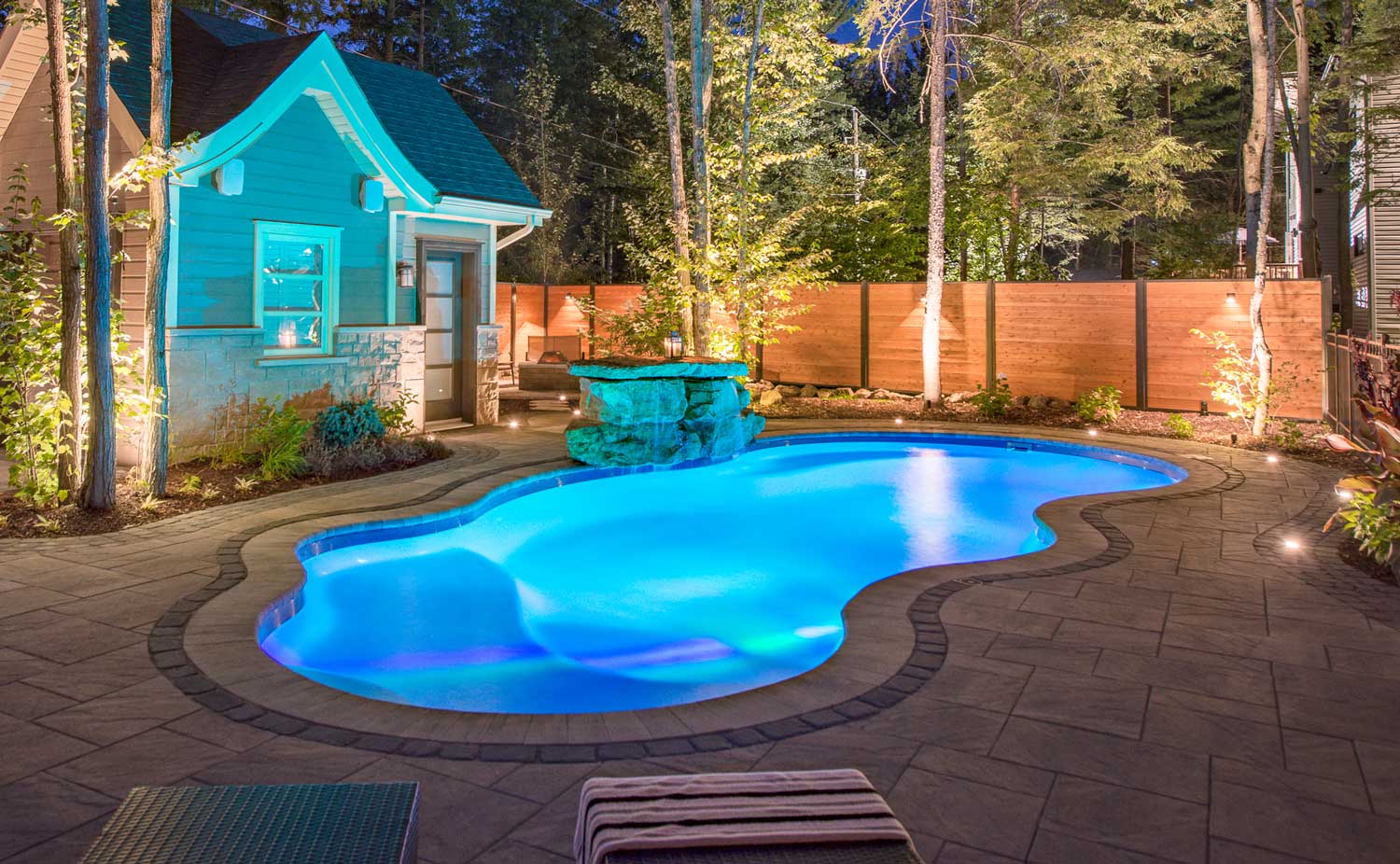 Fiji Pool 15' x 34' Model | Latham Pool