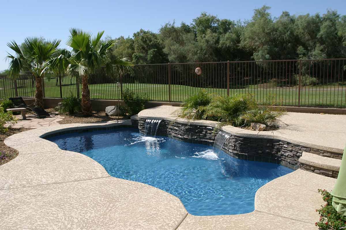 Key West 12' x 25' 7″ Model Pool | Latham Pool