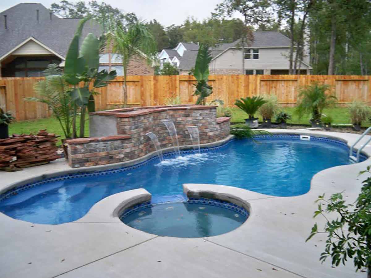 Bermuda 14 Deluxe Model 14' x 30' Pool | Latham Pool