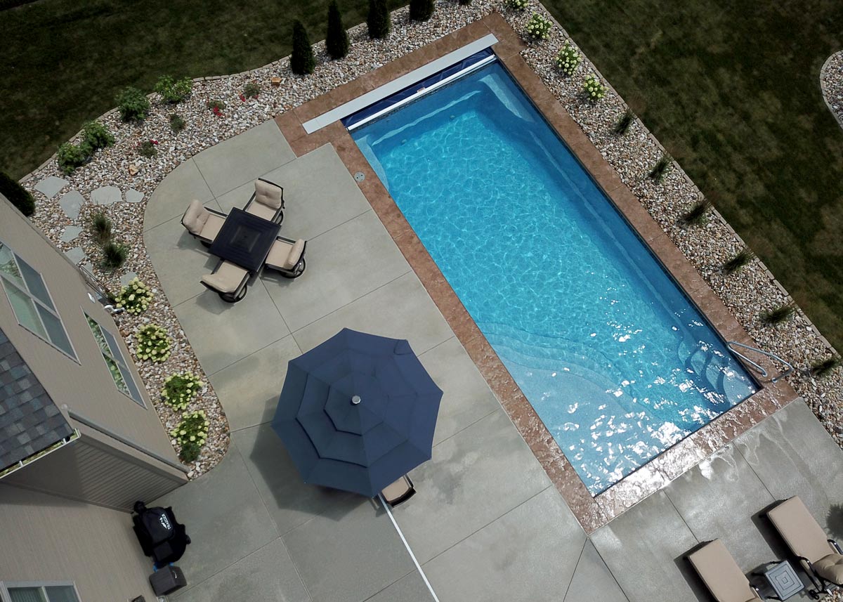 16' x 35' Olympia 16 Model Pool | Latham Pool