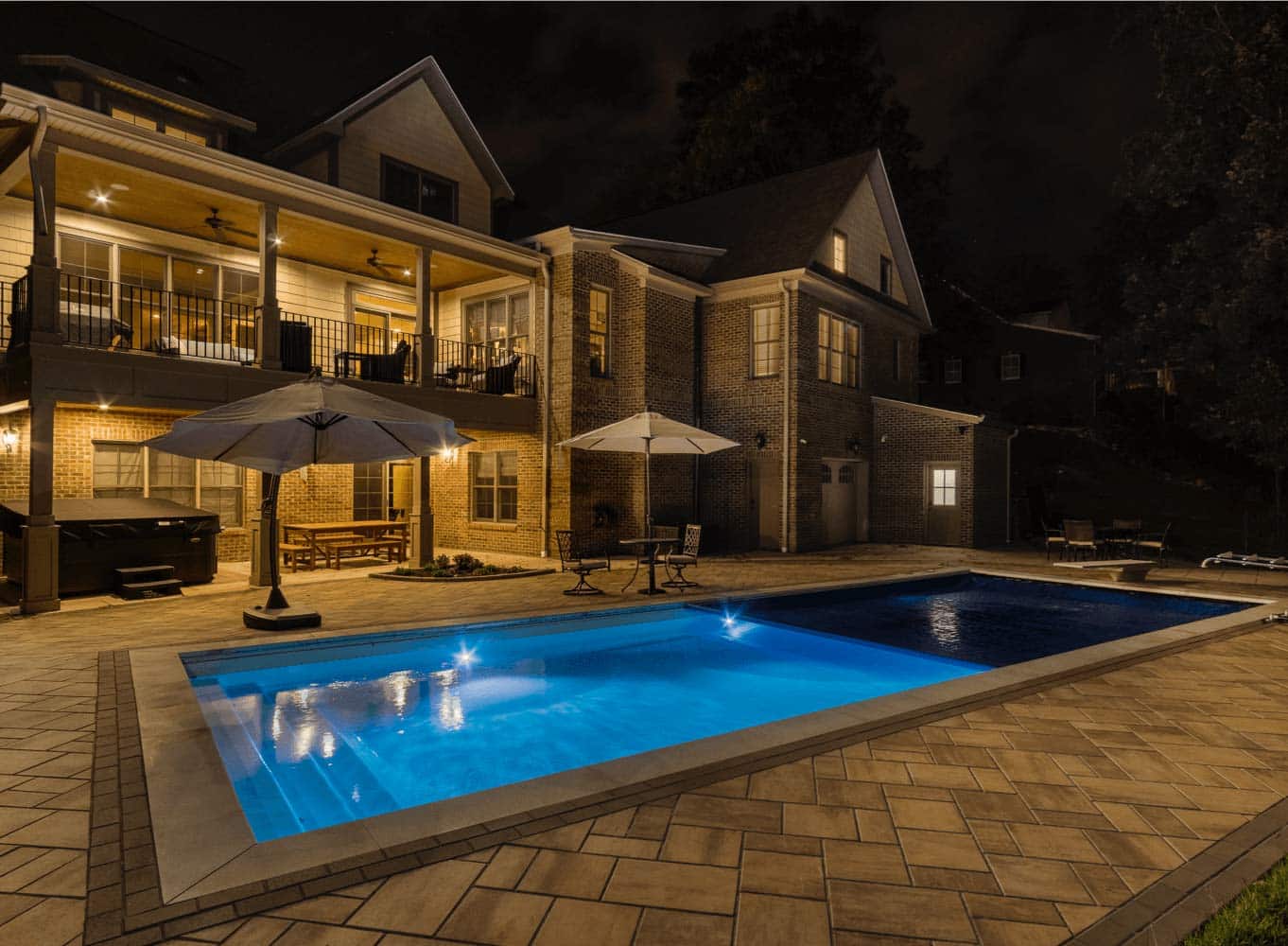 Automatic Retractable Safety Pool Covers | Latham Pools