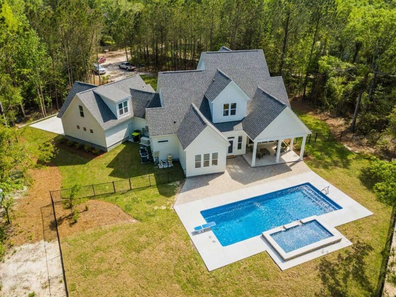 Monaco 16' x 40' Pool | Latham Pool