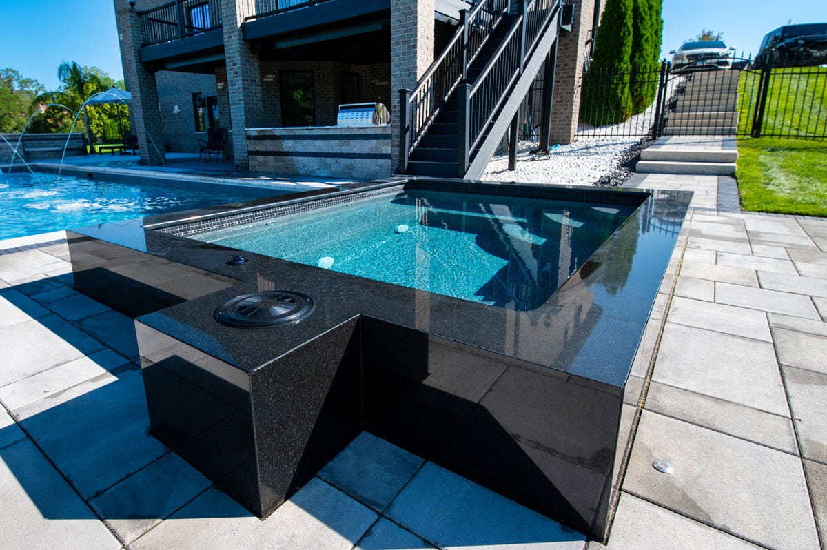 Royal - Latham Pool