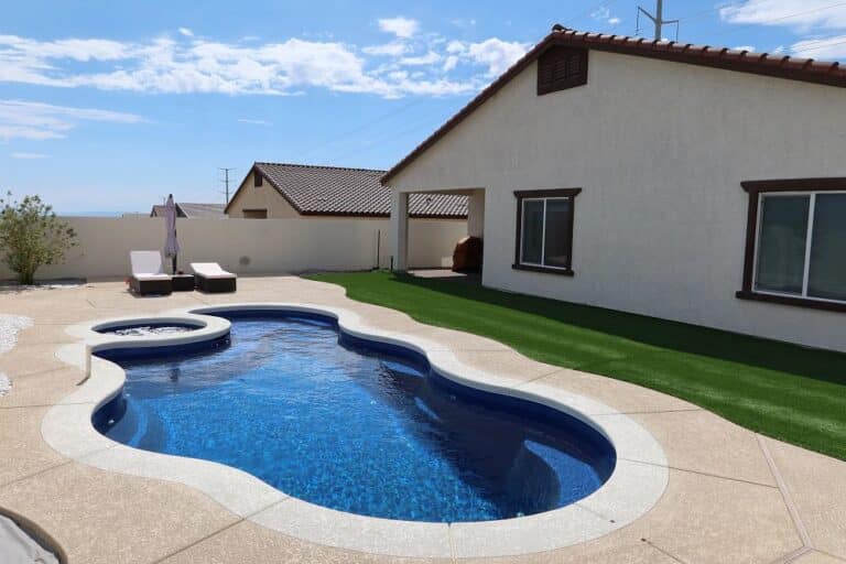 Ocean Blue - Latham Pool