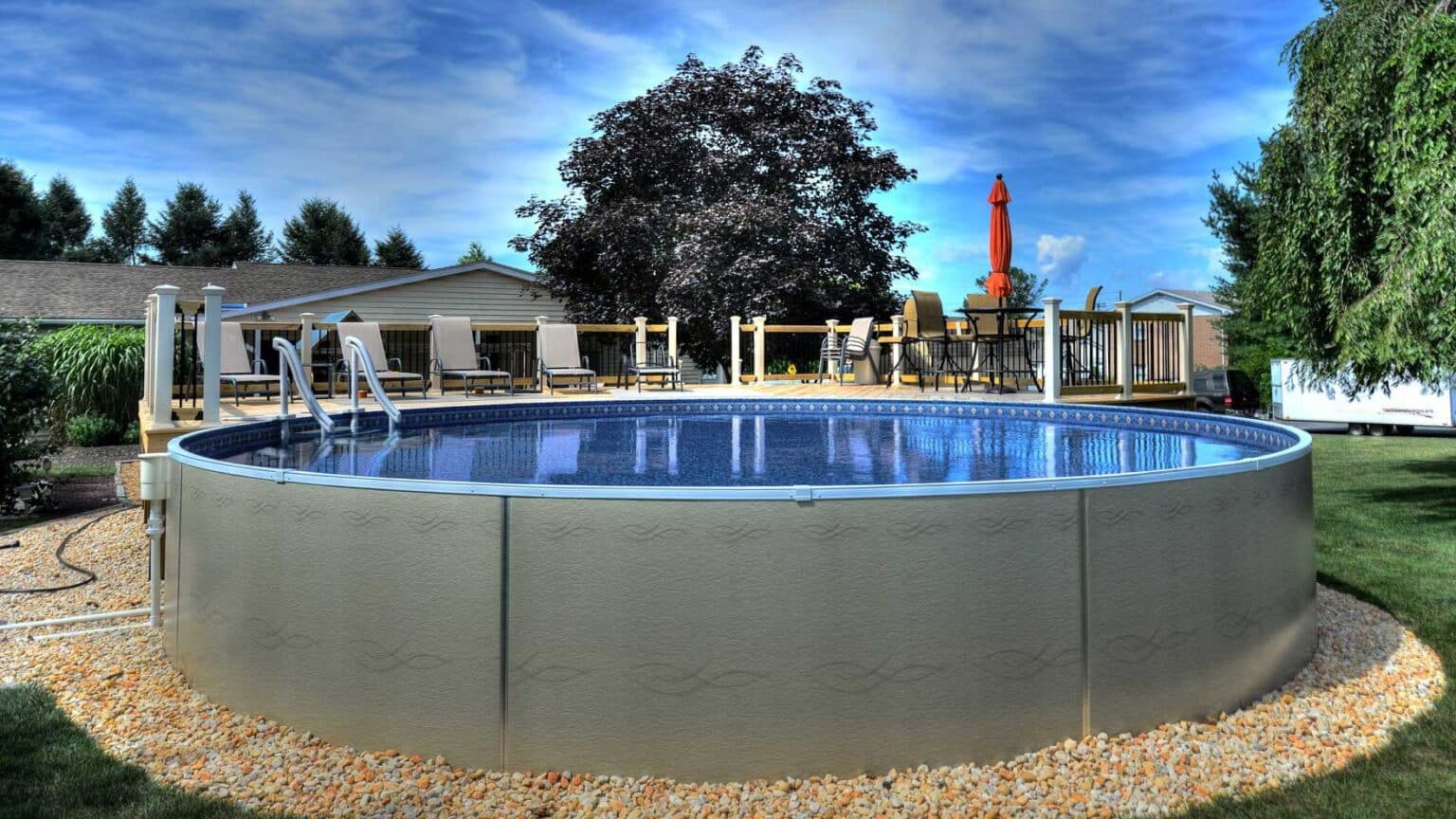 Radiant Insulated Pool Panels - Latham Pool