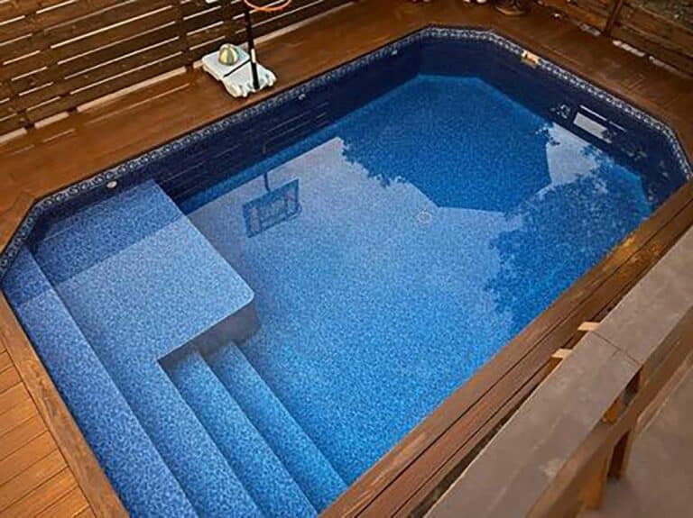 Radiant Insulated Pool Panels - Latham Pool