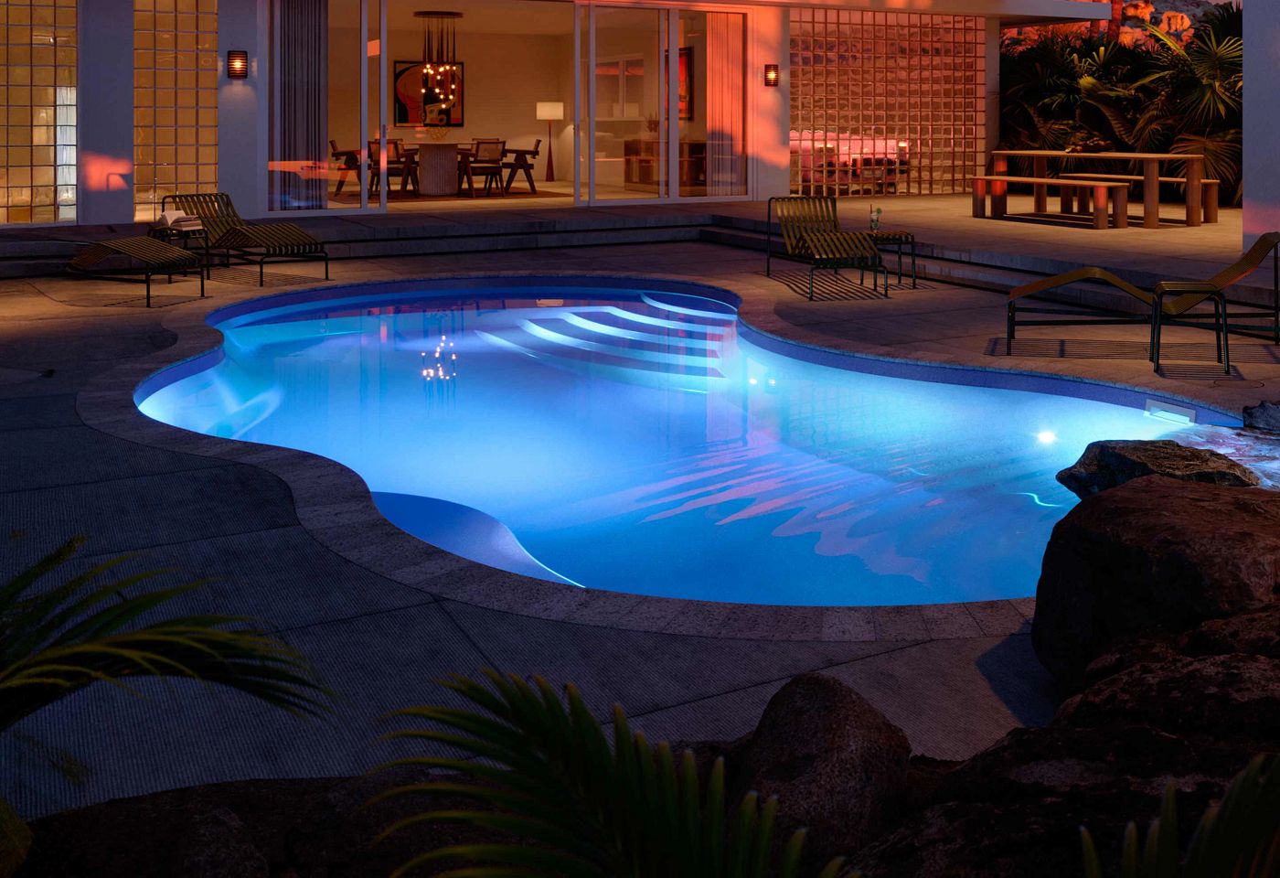 Fiberglass & Vinyl Liner Pools in Tampa | Latham Pool